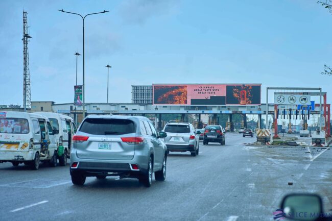 OOH Advertising - Slice Media